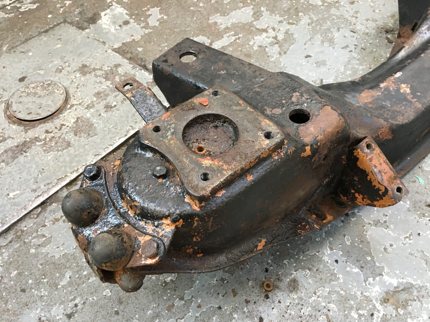 Preparing the new double wishbone, coil over front suspension. - Bridge ...