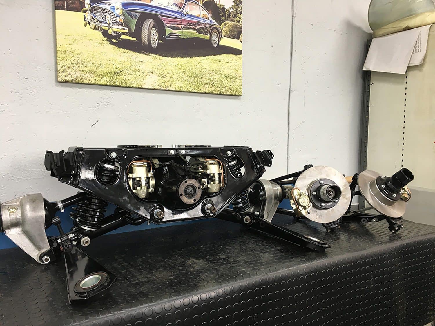 Jaguar E-Type Back Axle Rebuilt - Bridge Classic Cars