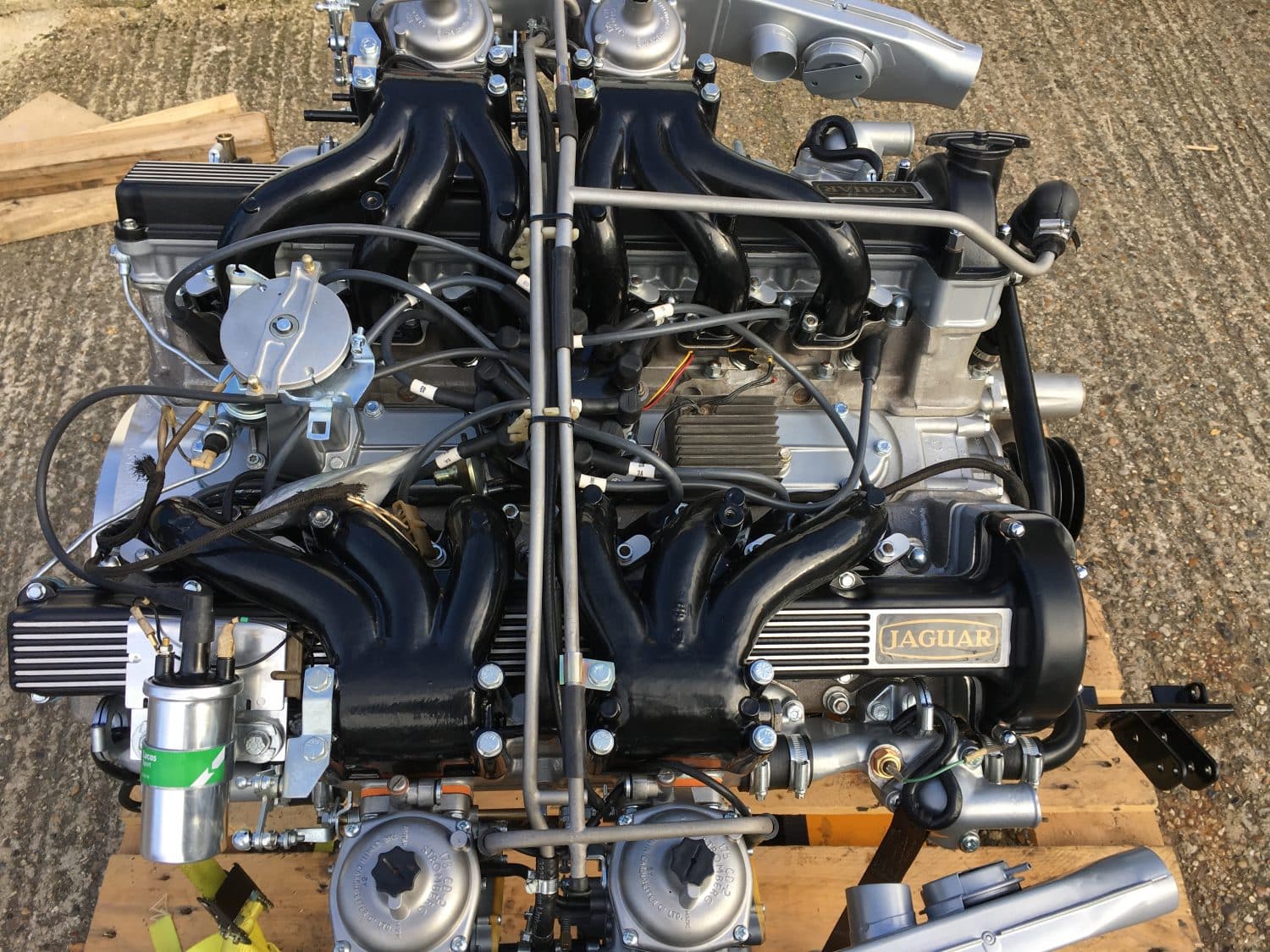 Jaguar E-Type V12 Engine and Gearbox arrives at Bridge Classic Cars ...