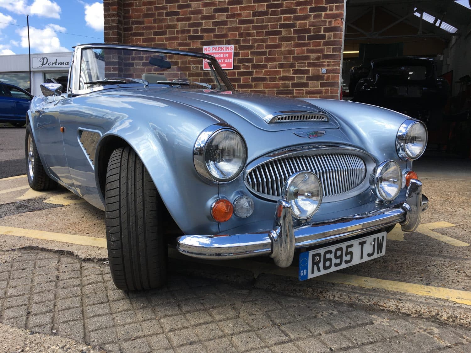 HMC complete and going home - Bridge Classic Cars
