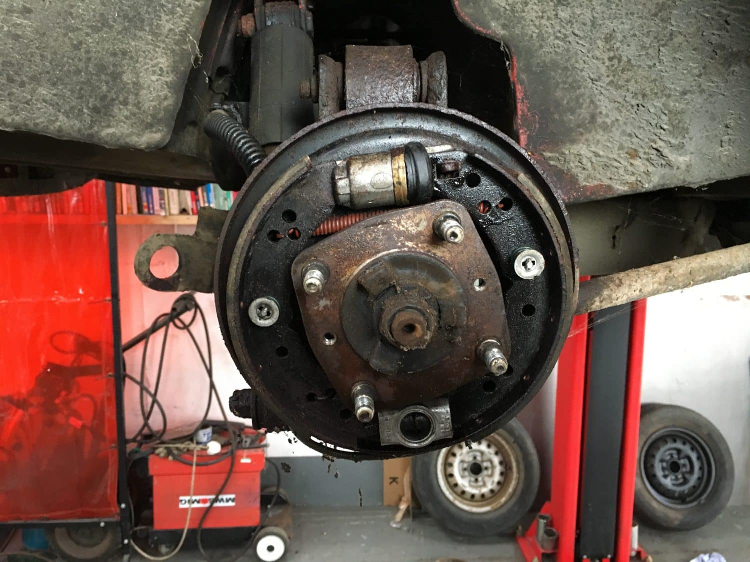 Working on the Triumph Spitfire brakes - Bridge Classic Cars