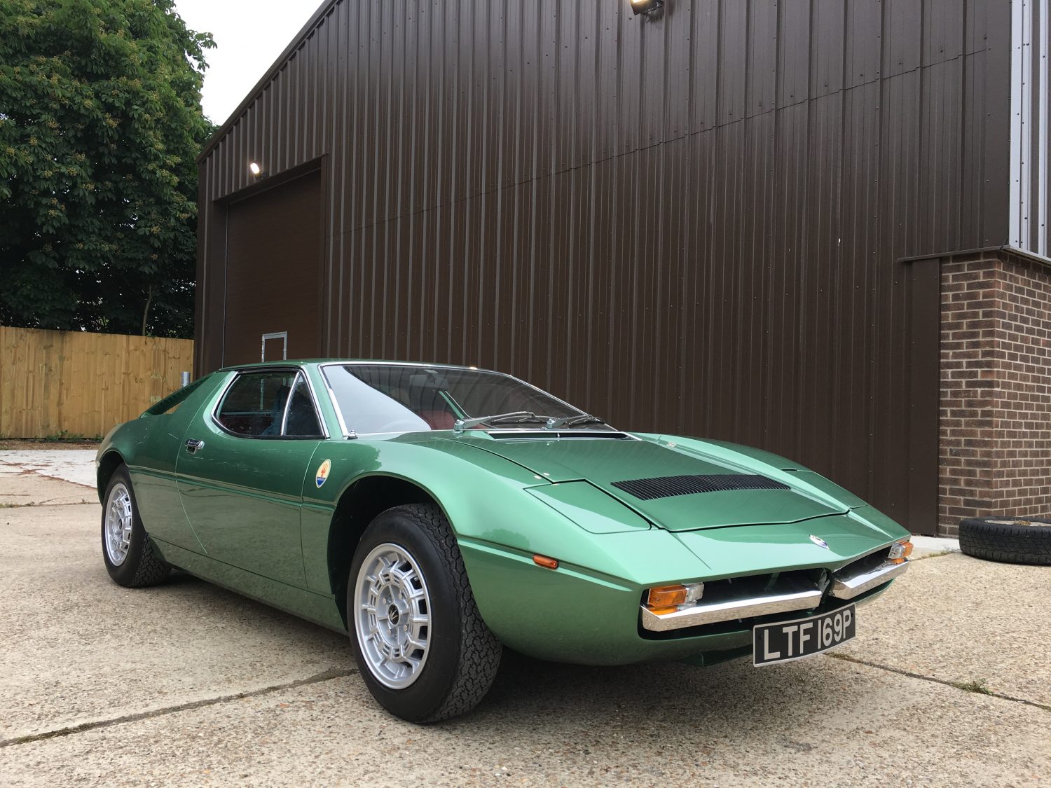 Playing with some old friends at Bridge Classic Cars - Bridge Classic Cars