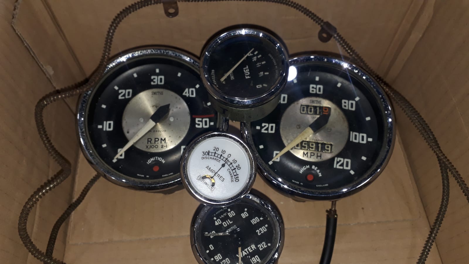 Working on the Austin Healey Dash and Dials - Bridge Classic Cars