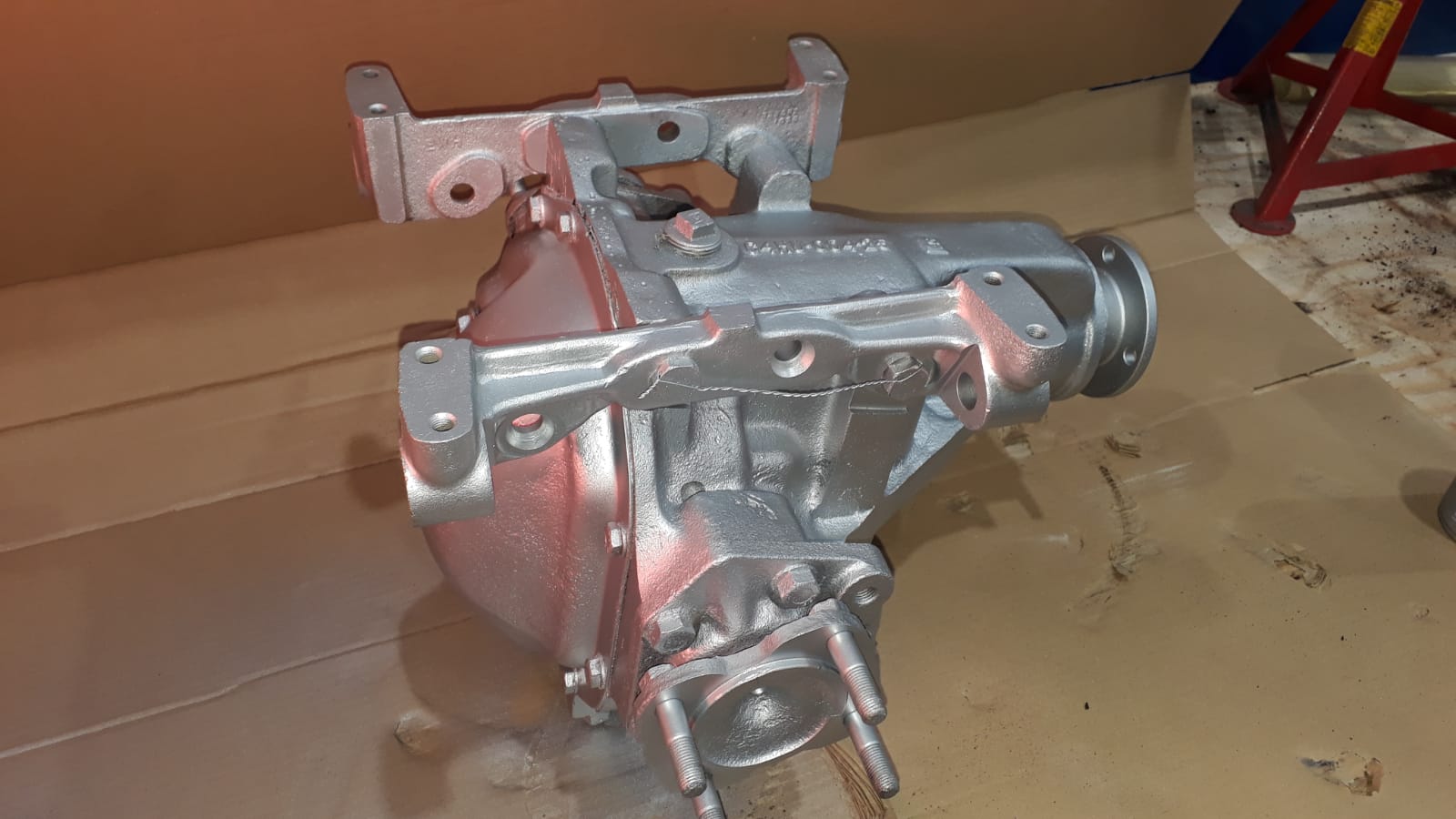 Refurbishing the Jaguar E-type diff - Bridge Classic Cars