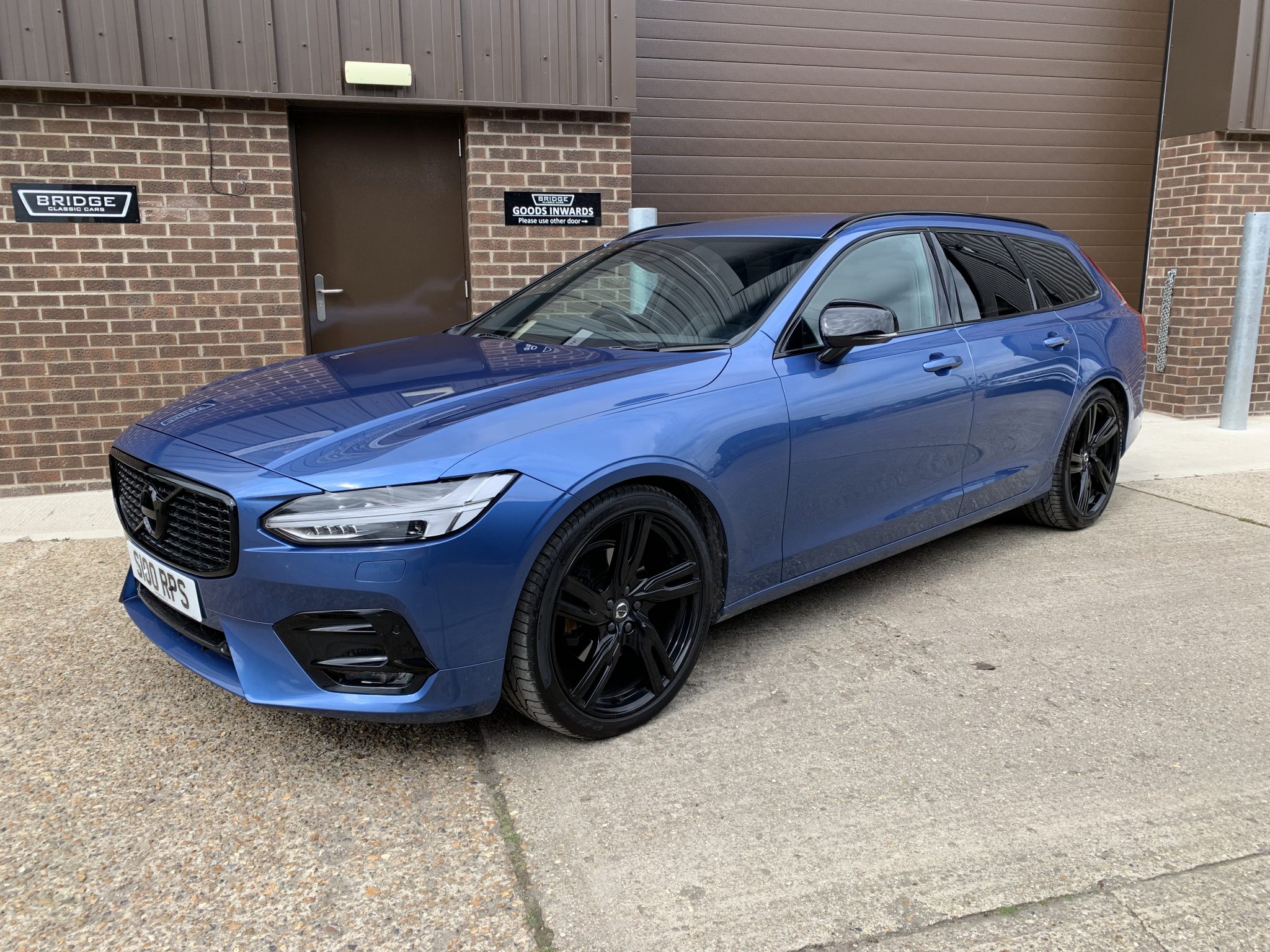 Modifications to our 2017 Volvo V90 - Bridge Classic Cars