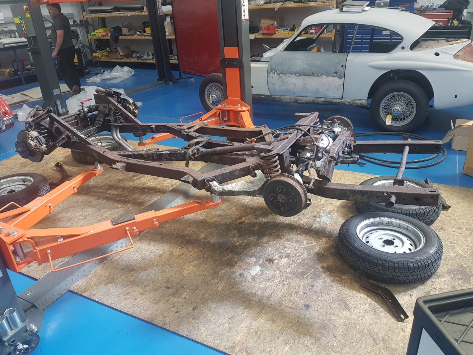 Triumph TR6 Strip Down and Chassis Clean - Bridge Classic Cars